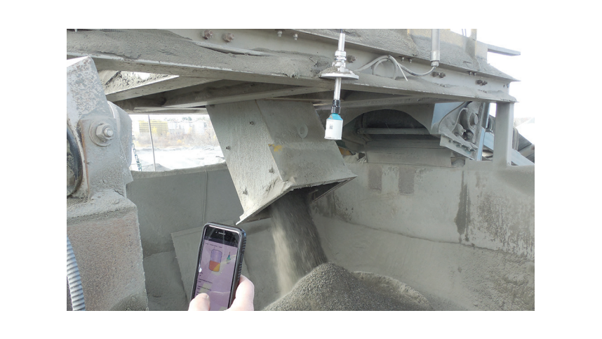 Siemens SITRANS LR100 - 80 GHz radar level transmitter